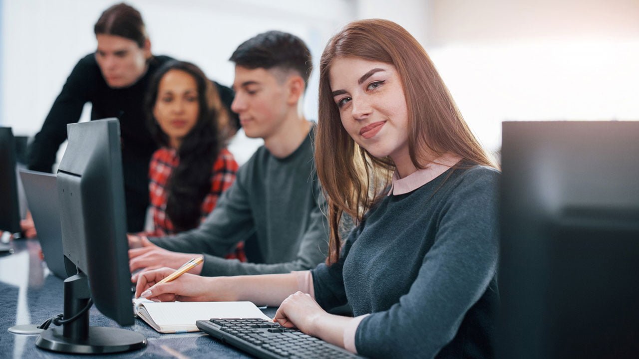 La Escuela de Informática y Ofimática